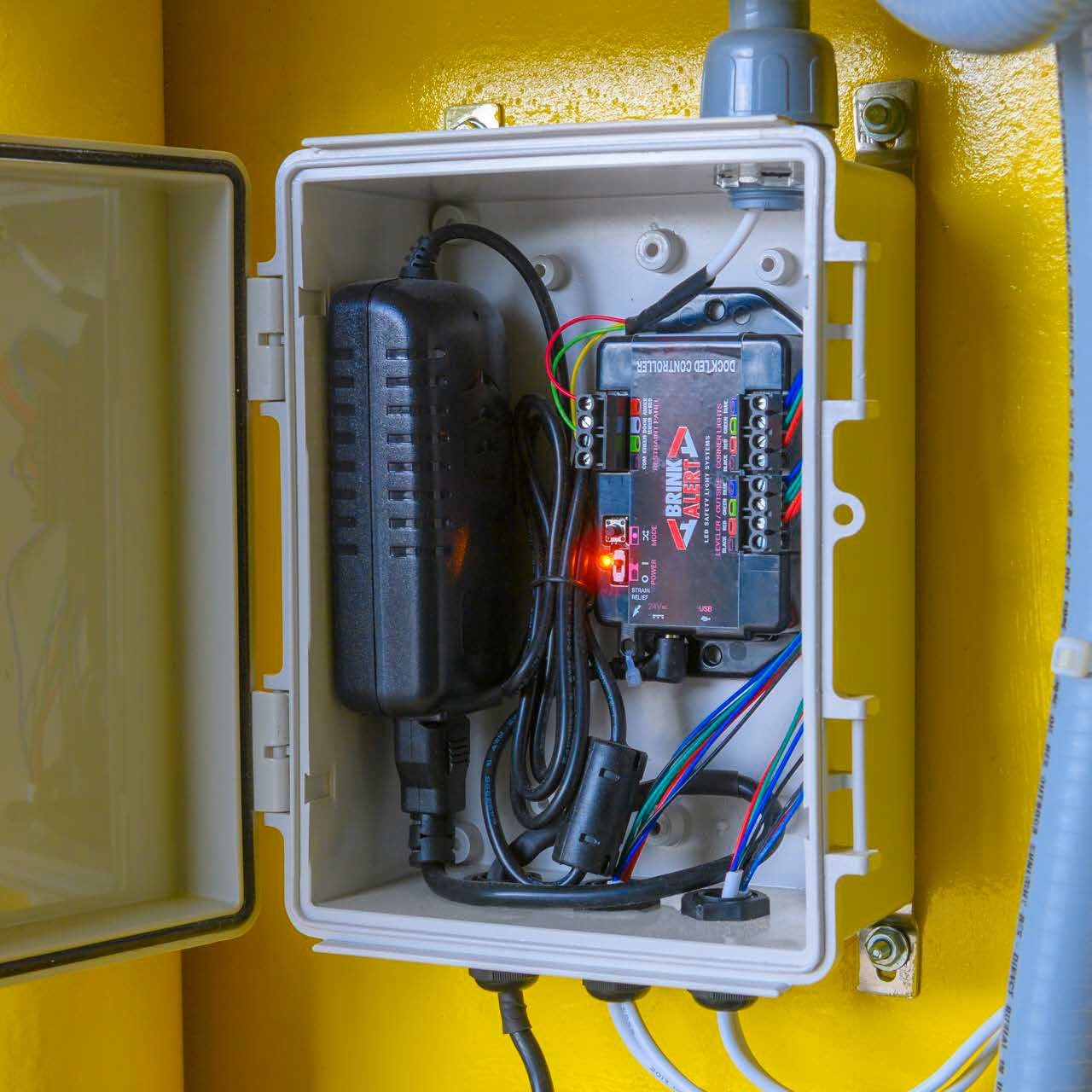 GateArms+ 8" x 6" cx 4" NEMA Enclosure for LED Safety Light Electronics ...